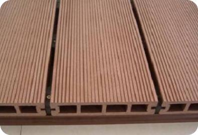 Deck compozit, material ingenios, alternativa teraselor cu iz traditional :: Astaeste